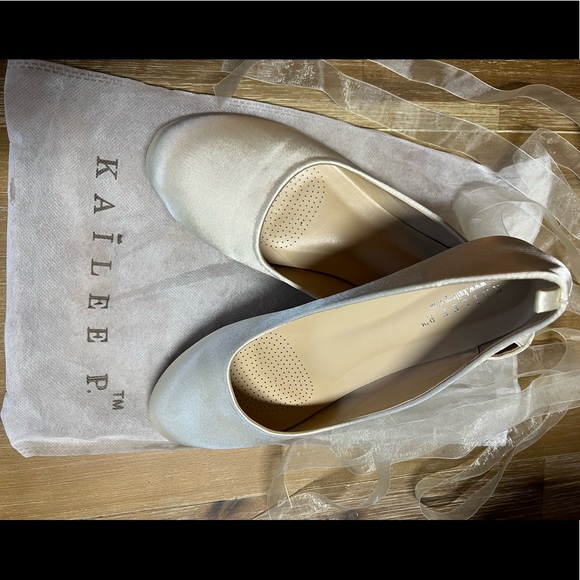 Kailee P. | Shoes | Kailee P Bridal Ivory Ballet Flat | Poshmark